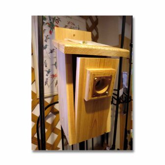 Cedar Bluebird Nesting Box